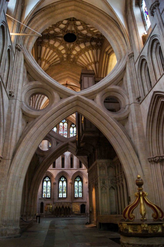 Joy, Music & Scissor Arches at Wells Cathedral | Exploring Building History